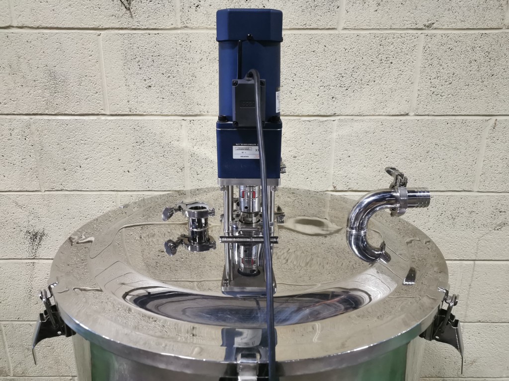 Product Feed Tank (Tanks & Totes, Vertical Tanks) - Banks Machinery Inc.